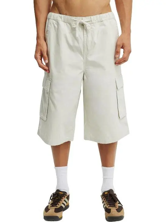 COTTON ON Super Baggy Cargo Short - Stone