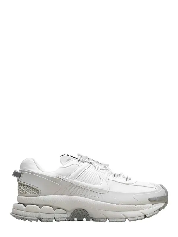 Nike Zoom Vomero Roam Summit Sneakers - White