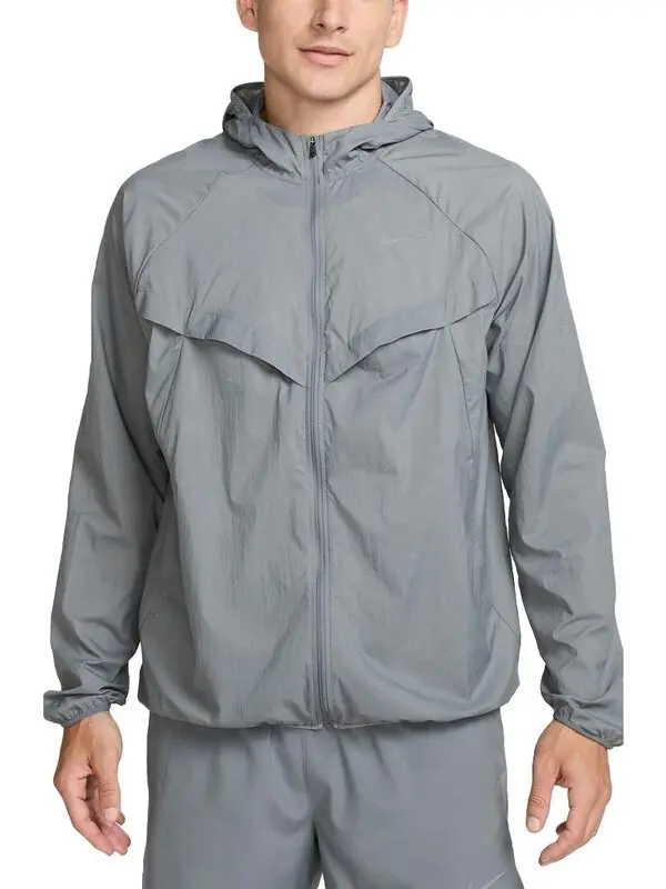 Nike Stride Dri-fit Uv Hooded Running Jacket - Smoke Grey/reflective Silv