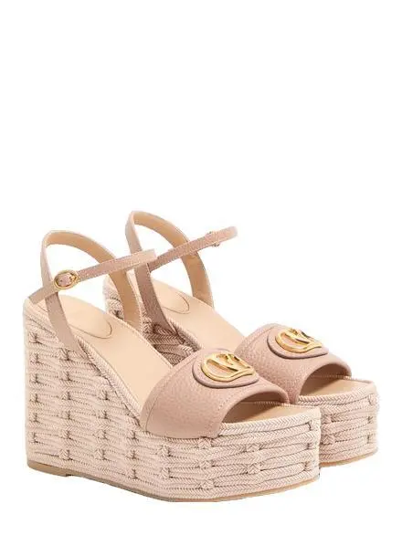 Valentino Garavani Vlogo Signature Wedge Sandal - Natural