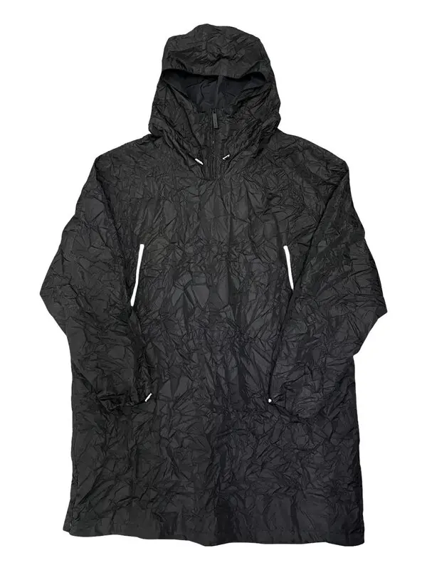 424 Crease-effect Raincoat - Black