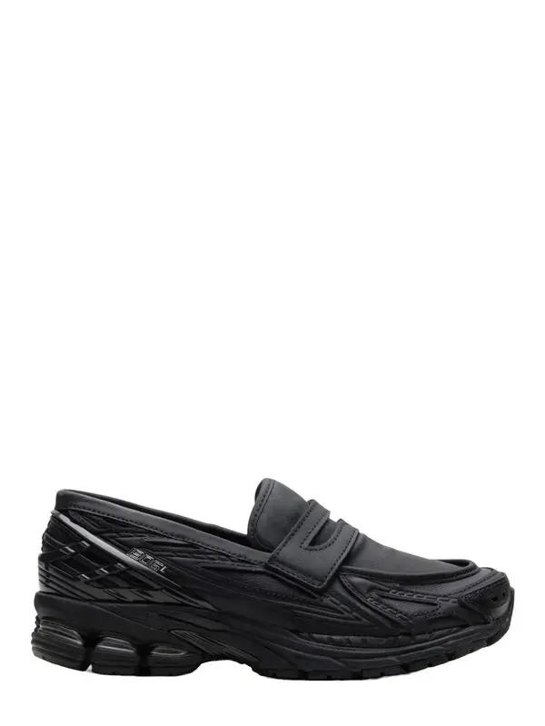 NEW BALANCE 1906l Loafers - Black