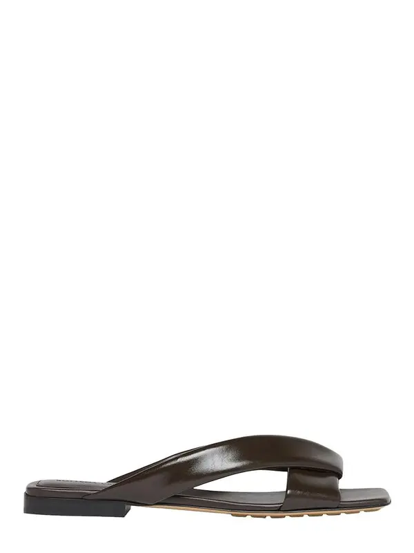 Bottega Veneta Riva Criss Cross Leather Flat Sandals - Fondant