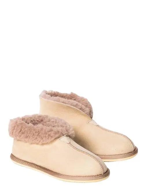 CELTIC & CO. Shearling Bootee Slippers - Oatmeal