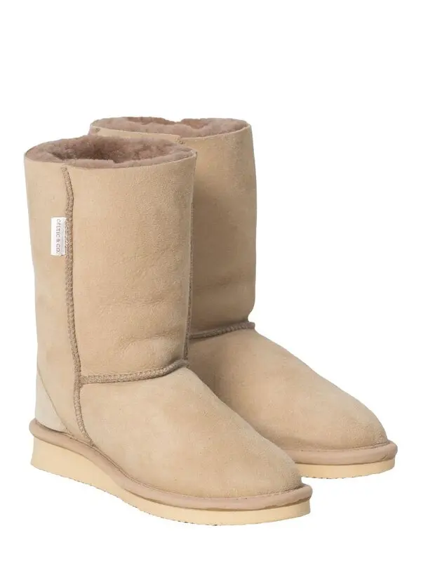 CELTIC & CO. Shearling House Boots - Oatmeal