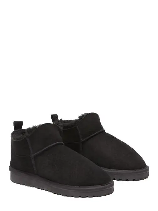 CELTIC & CO. Celt Super Shortie Shearling Boots - Black
