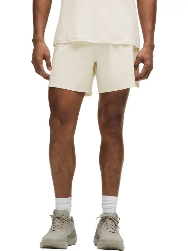 Lululemon Mile Maker Ripstop Lined Short 6 - Light Ivory