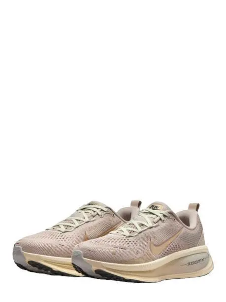 Nike Vomero 18 Sneakers - Cream/gold Grain/milk