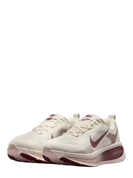 Nike Vomero 18 Sneakers - Pale Ivory/dark Red