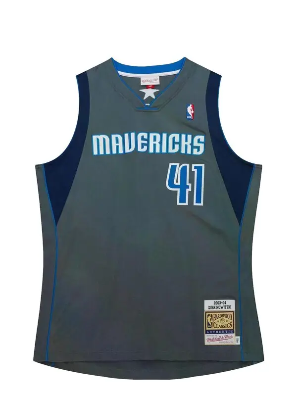 Mitchell & Ness 2003/04 Dirk Nowitzki Dallas Mavericks Authentic Jersey - Grey