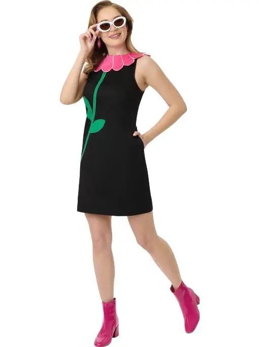 SMAK PARLOUR Petal Collar Shift Dress - Black/pink