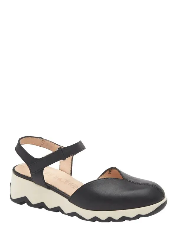 WONDERS Samara Platform Wedge Pumps - Sauvage Black