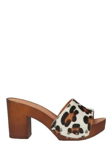 DIVINE FOLLIE Leather Clogs - White
