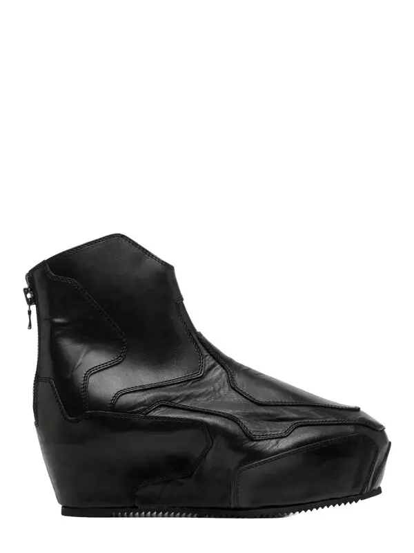 JULIUS Ergonomics In-heel Boots - Black