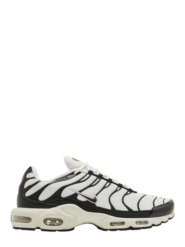 Nike Air Max Plus Essential Sneakers - White