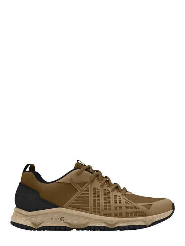 Under Armour Micro G Strikefast Sneakers - Brown