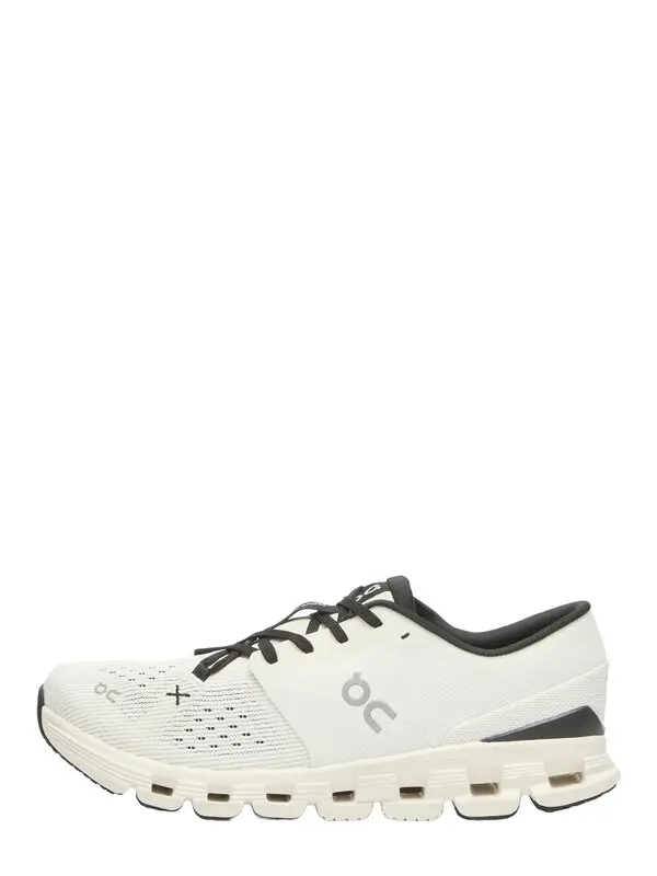 On Cloud X 4 Sneaker - Ivory/black