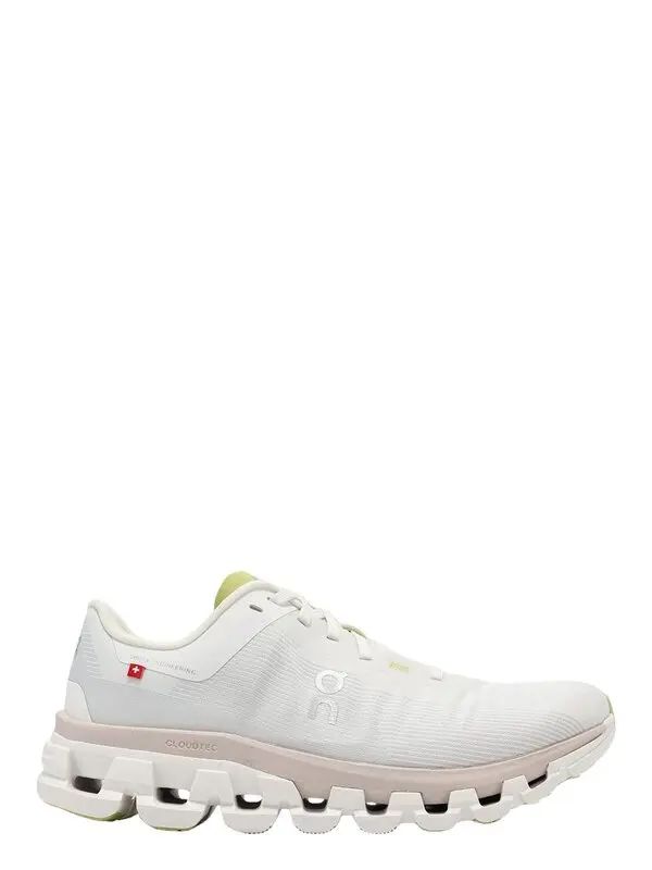 On Cloudflow 4 Sneakers - White