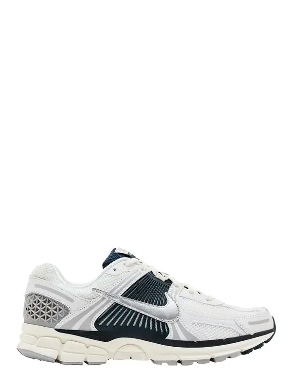 Nike Air Zoom Vomero Sneakers - White