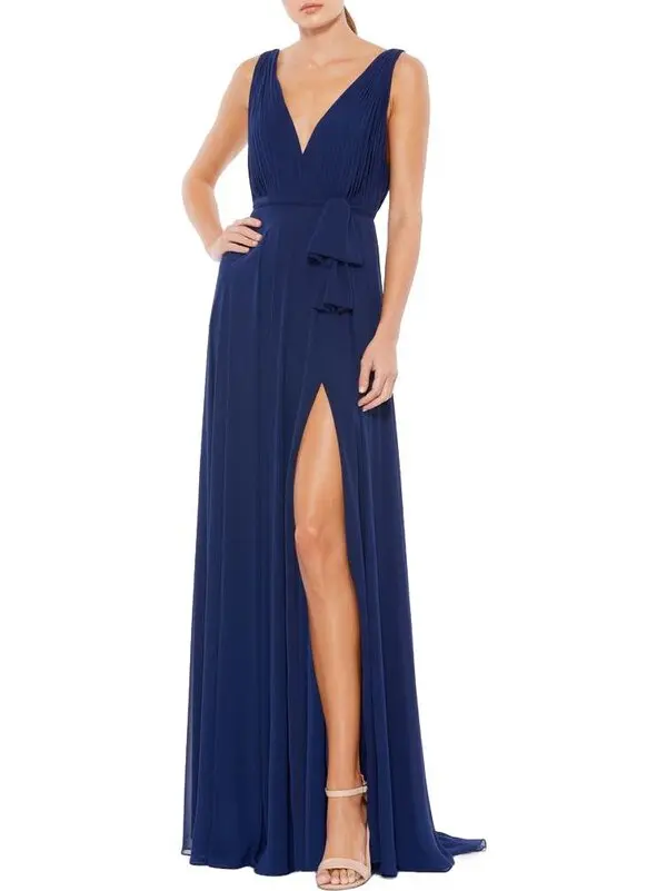 Mac Duggal Sleeveless V-neck Chiffon Gown - Midnight