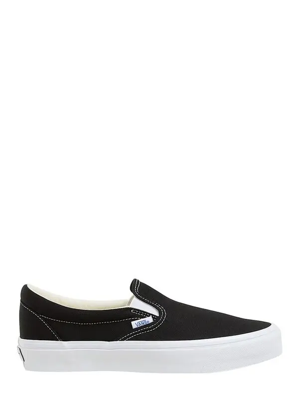 VANS Slip-on Sneakers - Black/white