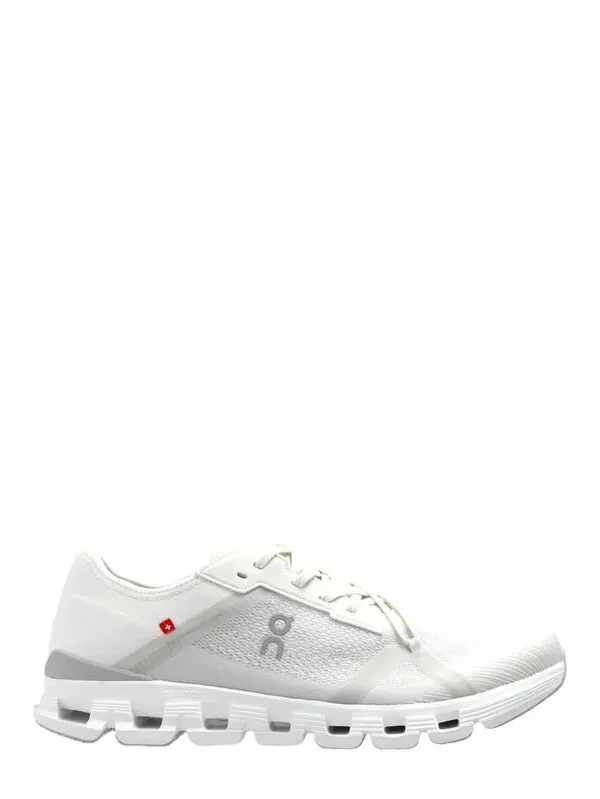 On Cloud X 4 Trainers - White