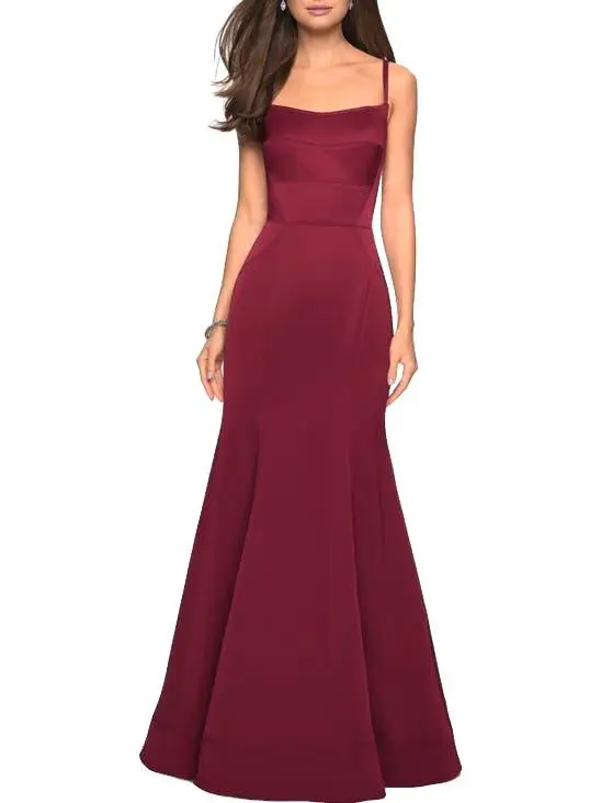 LABOMME Fitted Long Dress With Gold Zipper - Burgundy