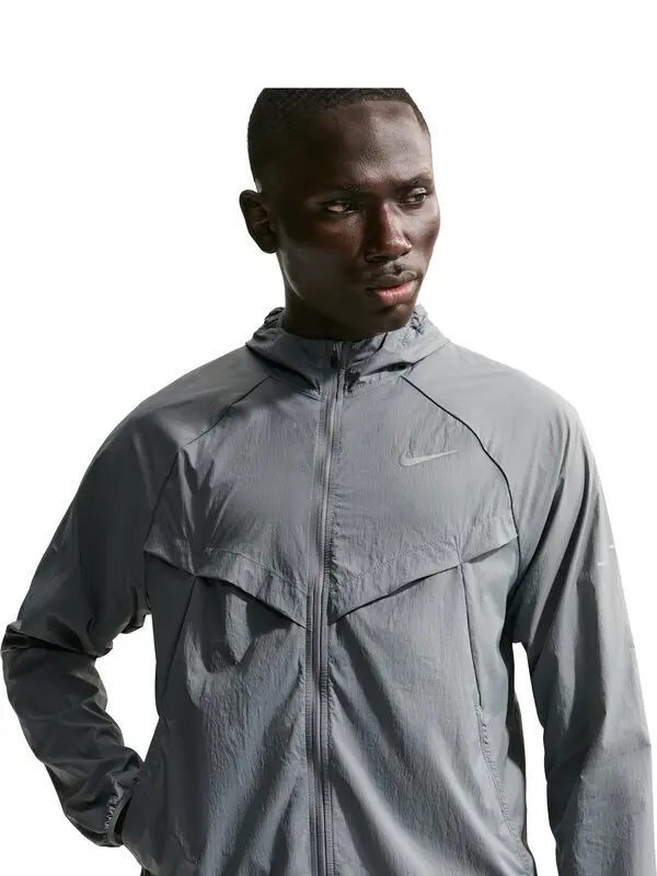 Nike Stride Repel Uv Running Jacket - Grey