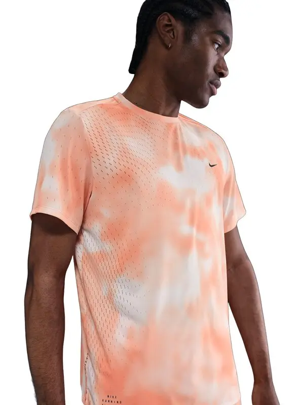 Nike Running Division Breathe Dri-fit Adv Short-sleeve Running Top - Orange