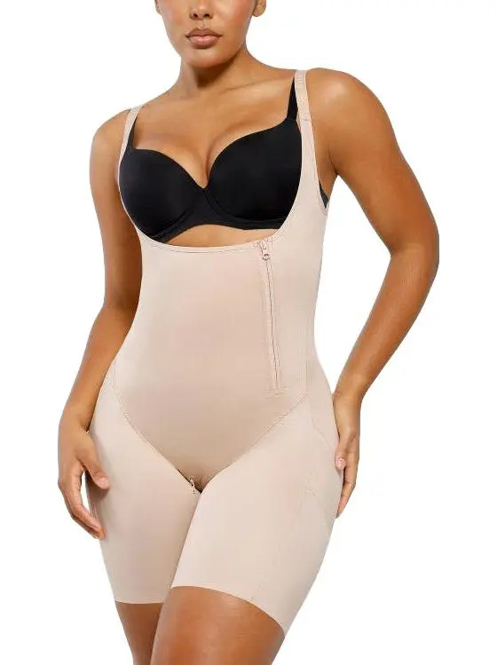 SHAPELLX Open Bust Butt-lifting Bodysuit - Tres Naturale