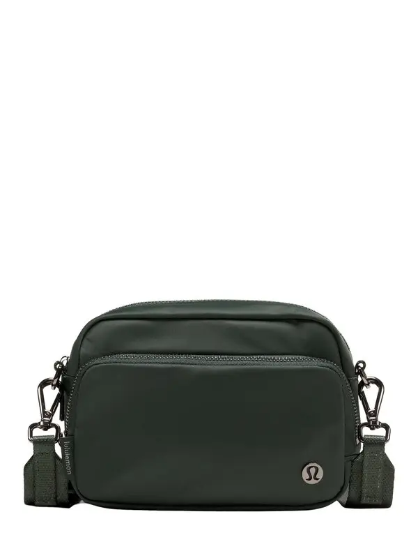 Lululemon Everywhere Crossbody Bag 2l - Rainforest Green/gunmetal