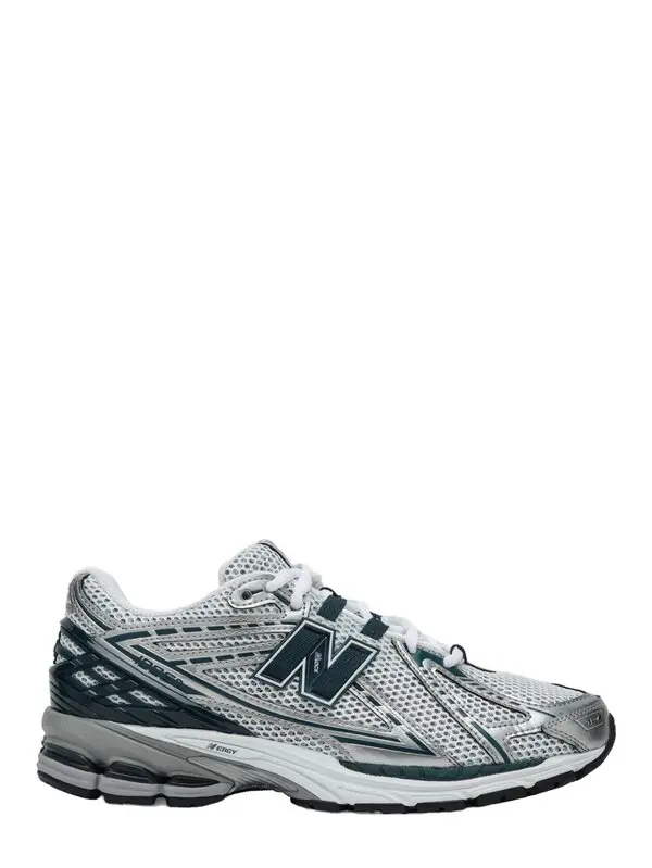 NEW BALANCE Sneakers - Grey