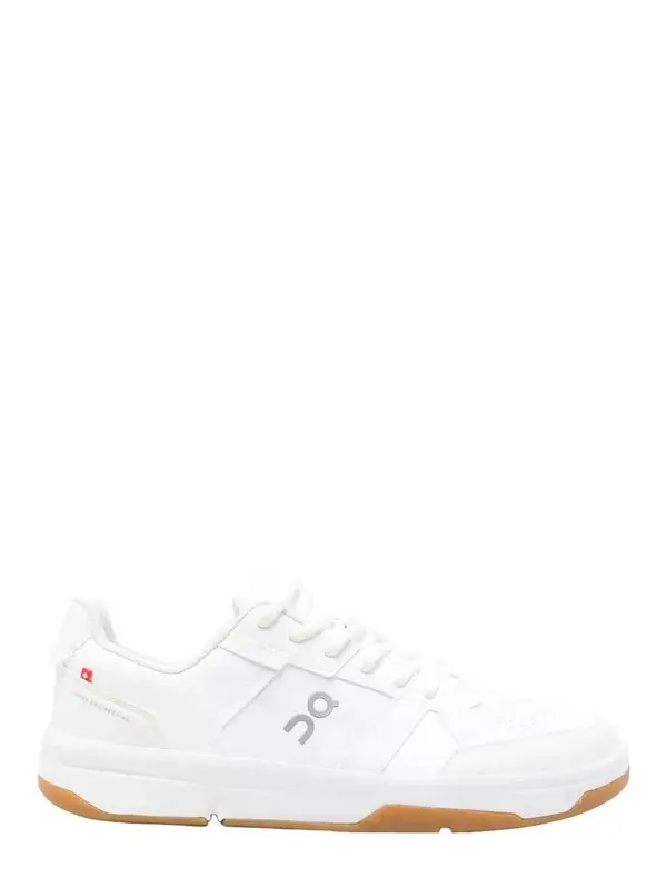 On The Roger Clubhouse Sneakers - White