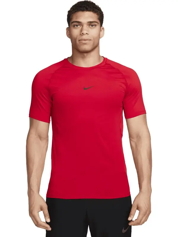 Nike Pro Dri-fit Slim Short-sleeve Top - Red