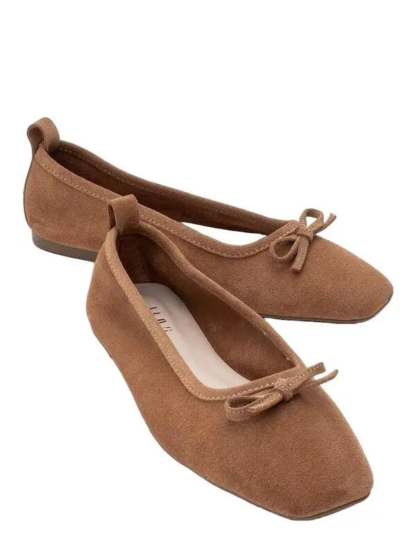 FOREVER & ALWAYS SHOES Sosa Leather Ballet Flats - Cognac Suede