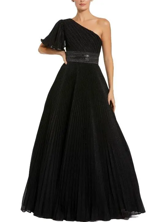 Mac Duggal Pleated Shimmering Georgette One Shoulder Gown - Black