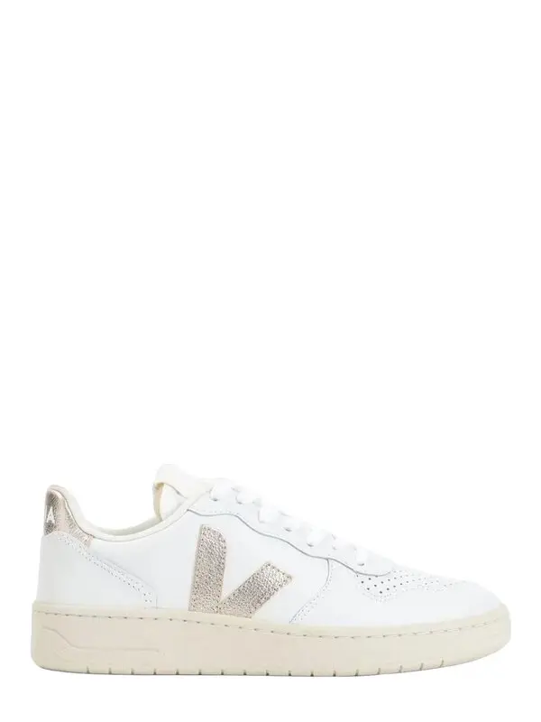 VEJA Sneakers - White
