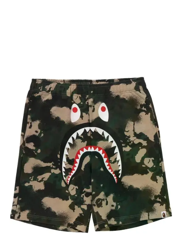 A BATHING APE Camouflage-print Shorts - Green