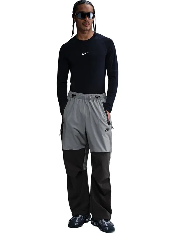 Nike Tech Woven Oversized Pants - Grey