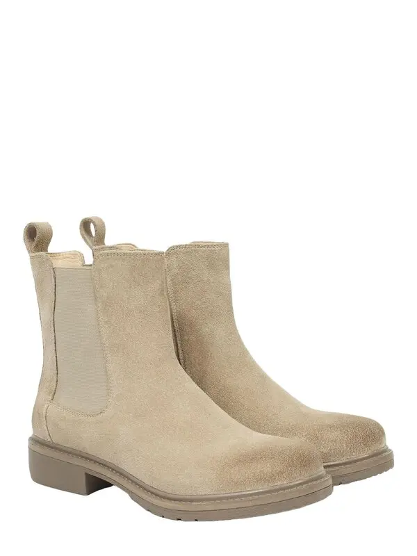 CELTIC & CO. Essential Chelsea Ankle Boot - Sand