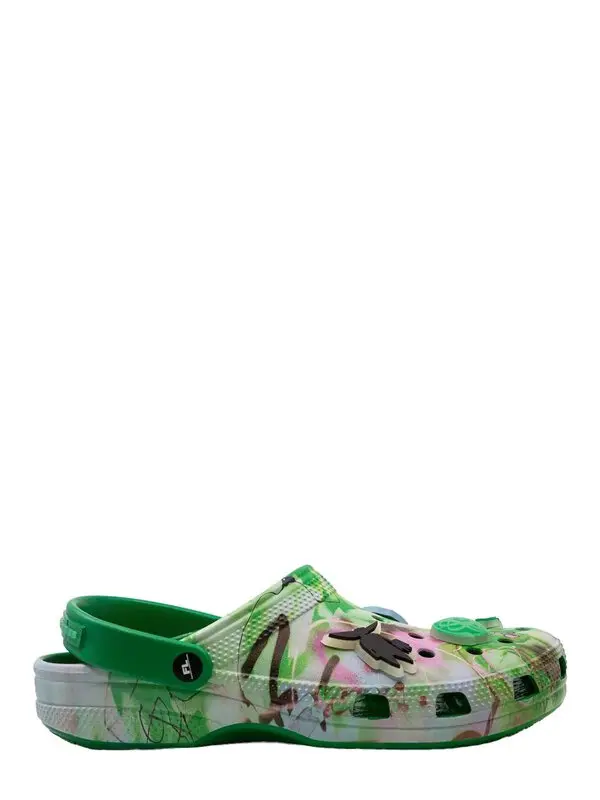 CROCS X Futura Laboratories Classic Clogs - Green