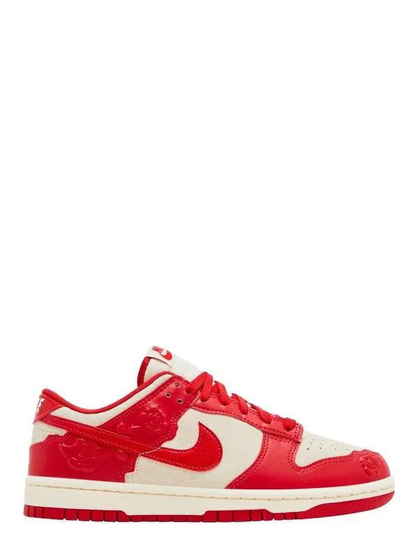 Nike Dunk Low 'roses' Sneakers - Red