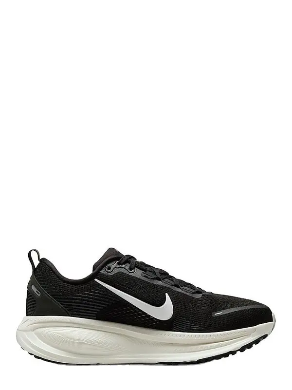 Nike Vomero 18 Sneakers - Black/summit White
