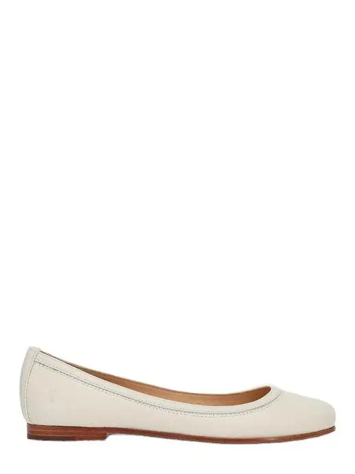 THE FRYE COMPANY Carson Ballet Flat - White