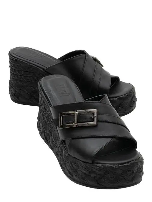 FOREVER & ALWAYS SHOES Palmas Leather Platform Sandal - Black Leather
