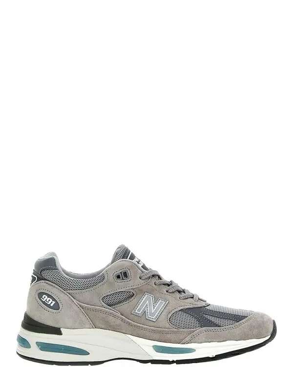 NEW BALANCE 991v2 Sneakers - Gray