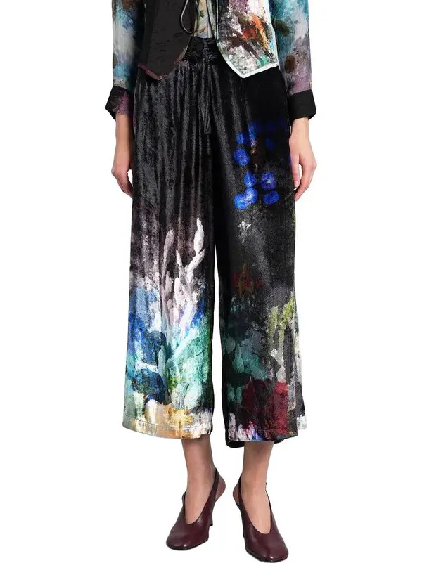 YAVI Printed Velvet Pants - Black
