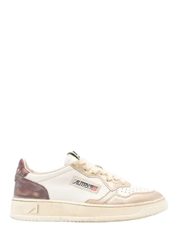 AUTRY Low Top Sneakers - Gold