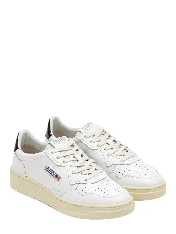 AUTRY Low Top Sneakers - White