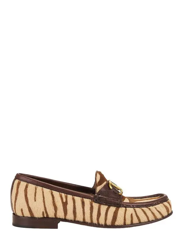 Valentino Garavani V Logo Signature Loafer - Beige Moro & Bark Brown